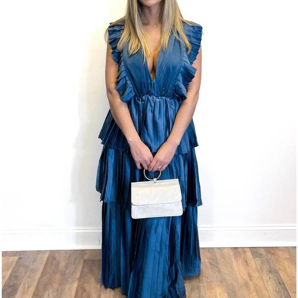 STITCHED CLOTHING CO. | Dresses | New Stitched Clothing Co Pleats ...